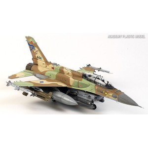 F-16i Sufa 1/32 plastic plane model - Scientific-MHD