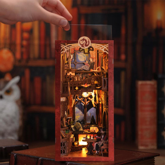 Puzzle 3D Bookends Book Nook Flame Common Room